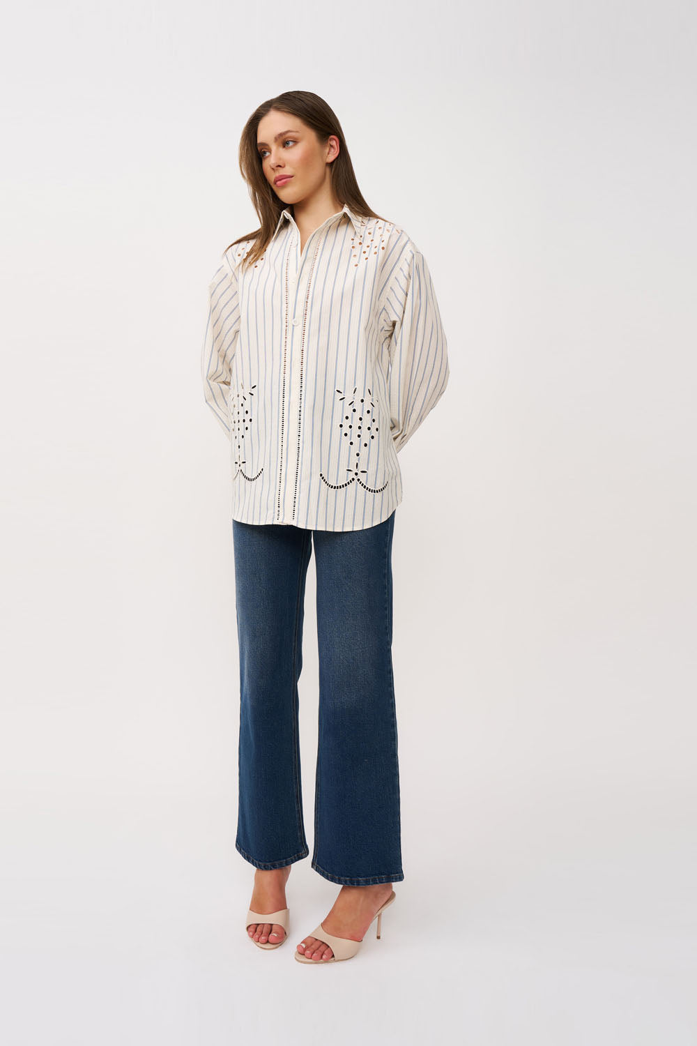 Atlas Broderie Shirt - Crème Blue – BY JOHNNY.